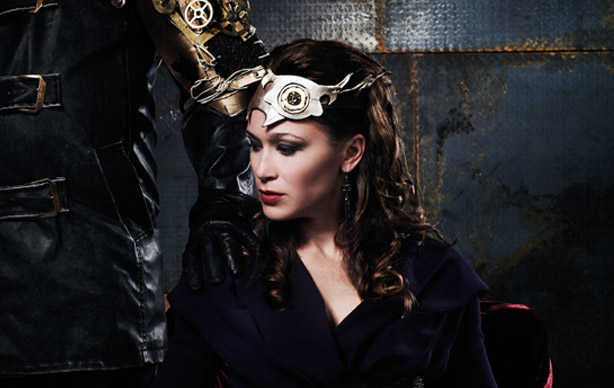 Los Ojos del Espectador: Riese una interesante web serie