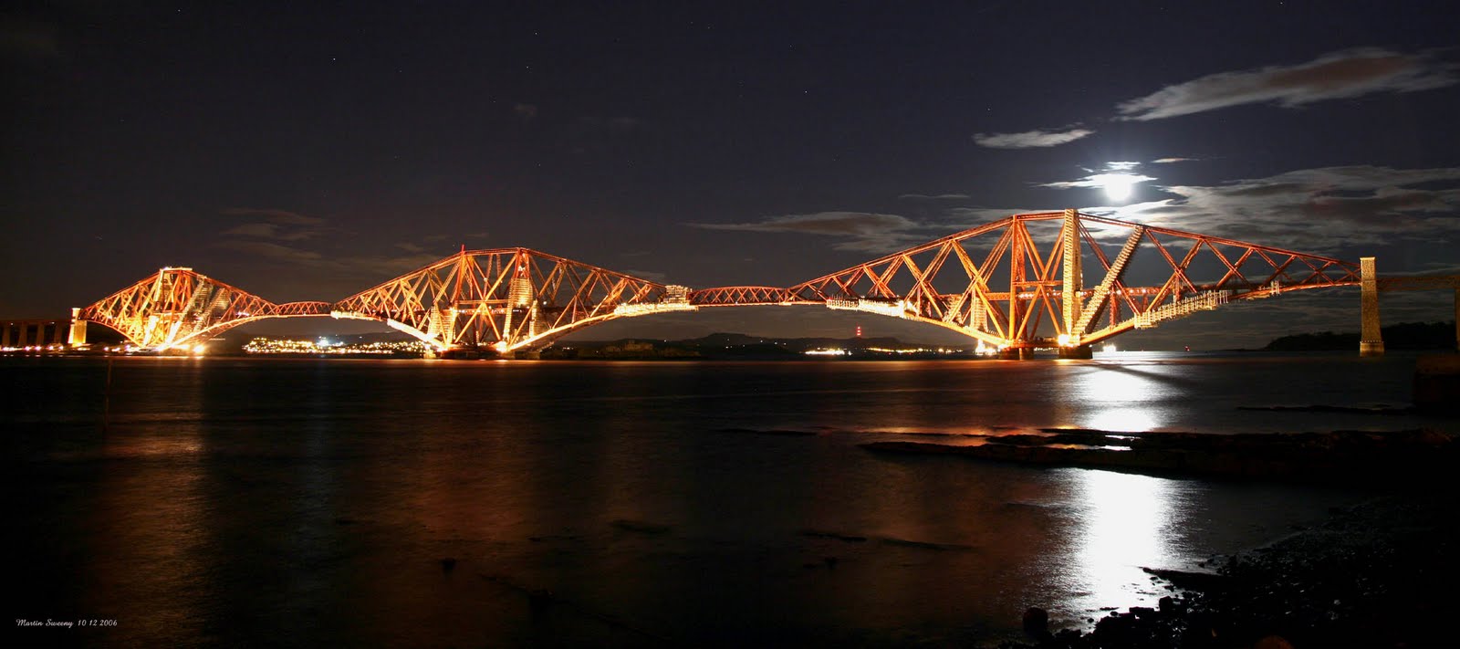 Forth Bridges: Forth Bridges by Martin Sweeny