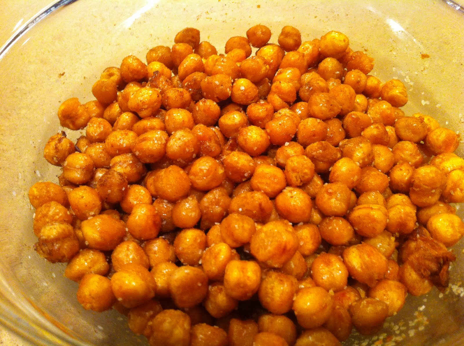 A Kalorama Kitchen: Spicy, crunchy Chick Pea snack