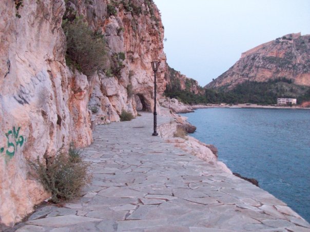 vlahata samis ΚΕΦΑΛΟΝΙΑ: ΟΔΟΙΠΟΡΙΚΟ ΣΤΟ ΝΑΥΠΛΙΟ.