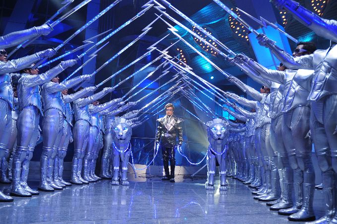 Endhiran - Robot Movie Review, Rating | Eminent Column