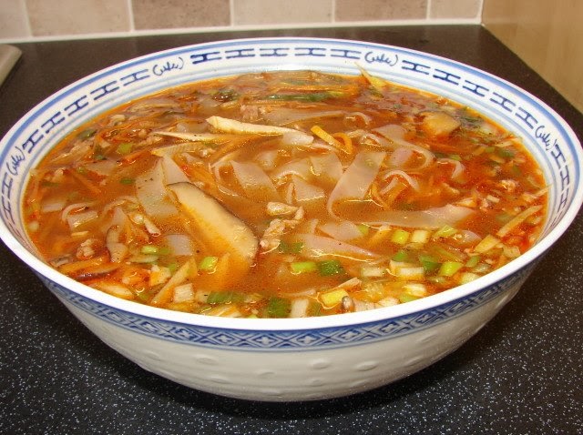 Hunan hot & sour noodle soup 酸辣湖南粉