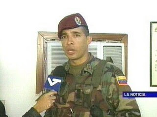 LA PROTESTA MILITAR: Fotos: Mujeres piden destitución del Coronel "GNB ...