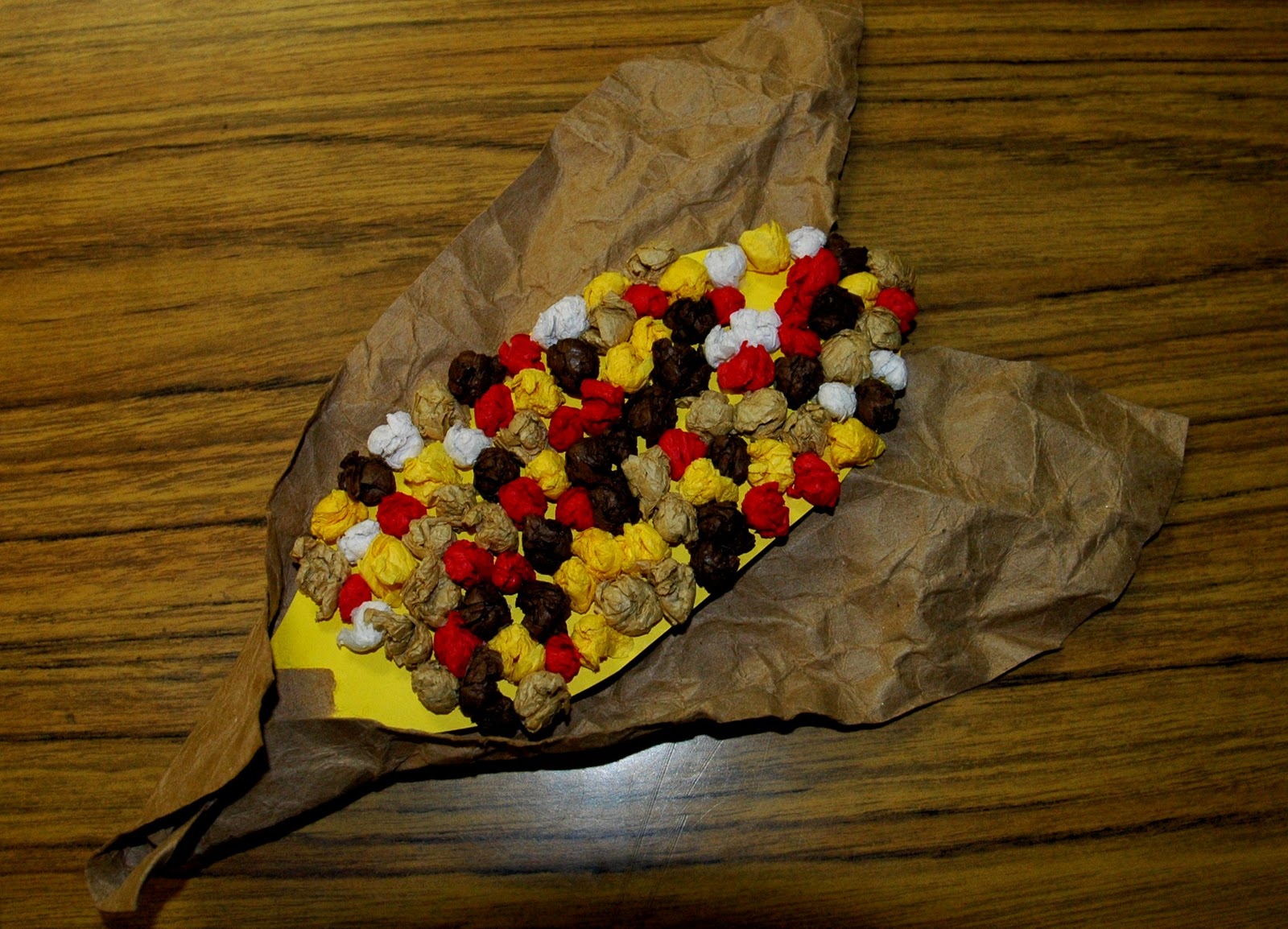 Tami's Eclectic Corner: Thanksgiving Craft - Indian Corn