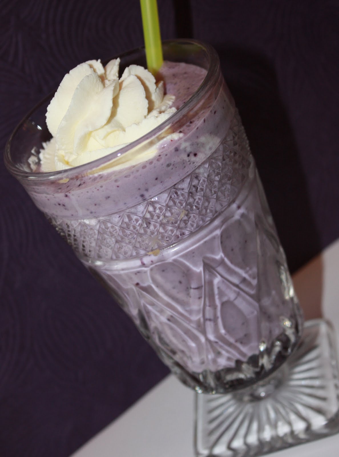 Scrumptious Swirls: What to do with leftover cupcakes you ask.....