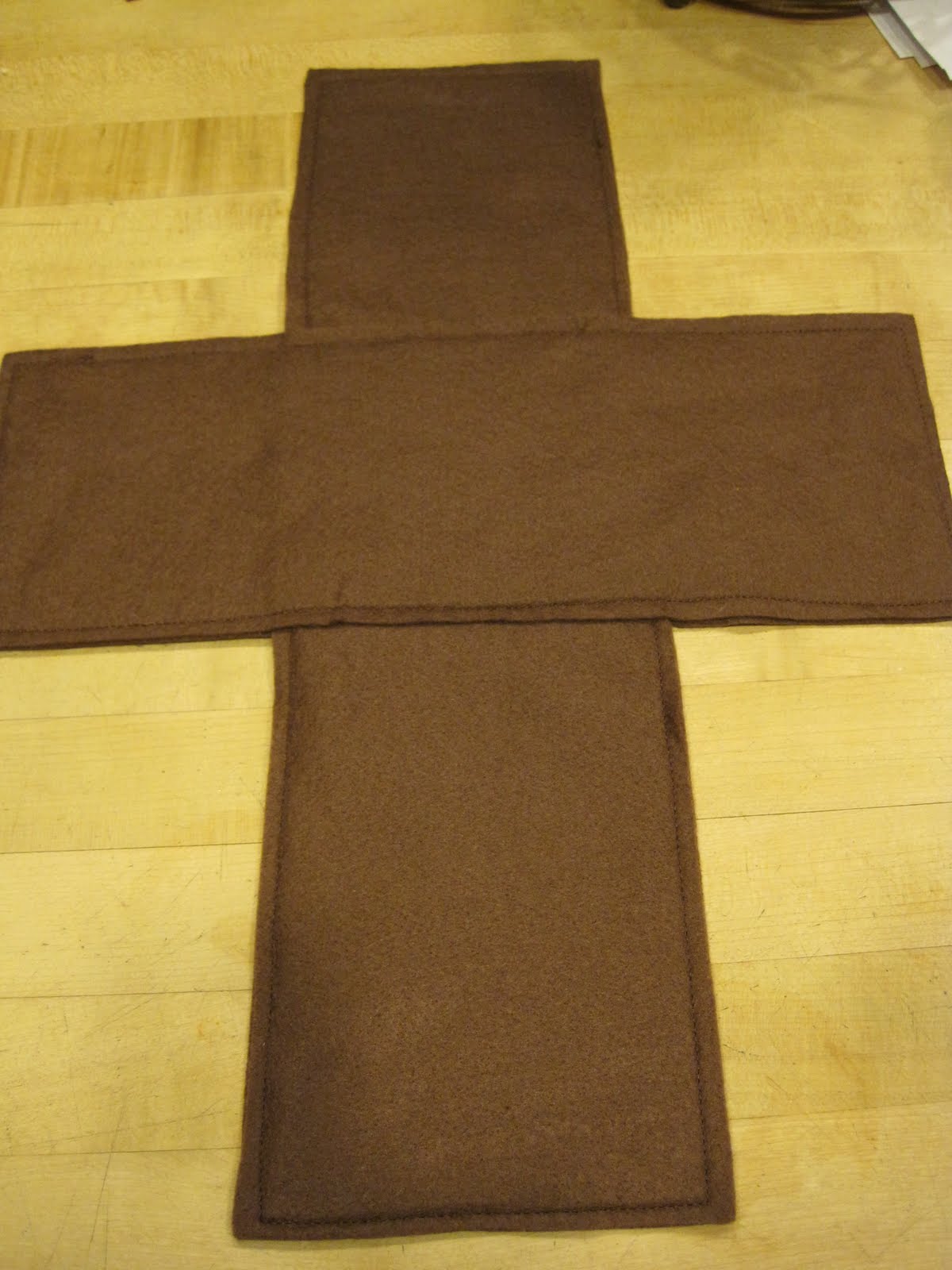 Lu Bird Baby: Felt Cross Tutorial