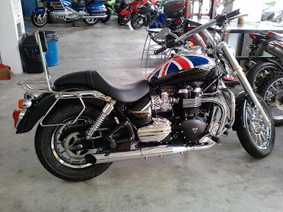 Custom and Chopper Motorcycles and Parts: Triumph In Singapore