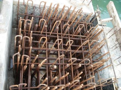 Quai de Moerai: Coffrage et Clavetage des poutres