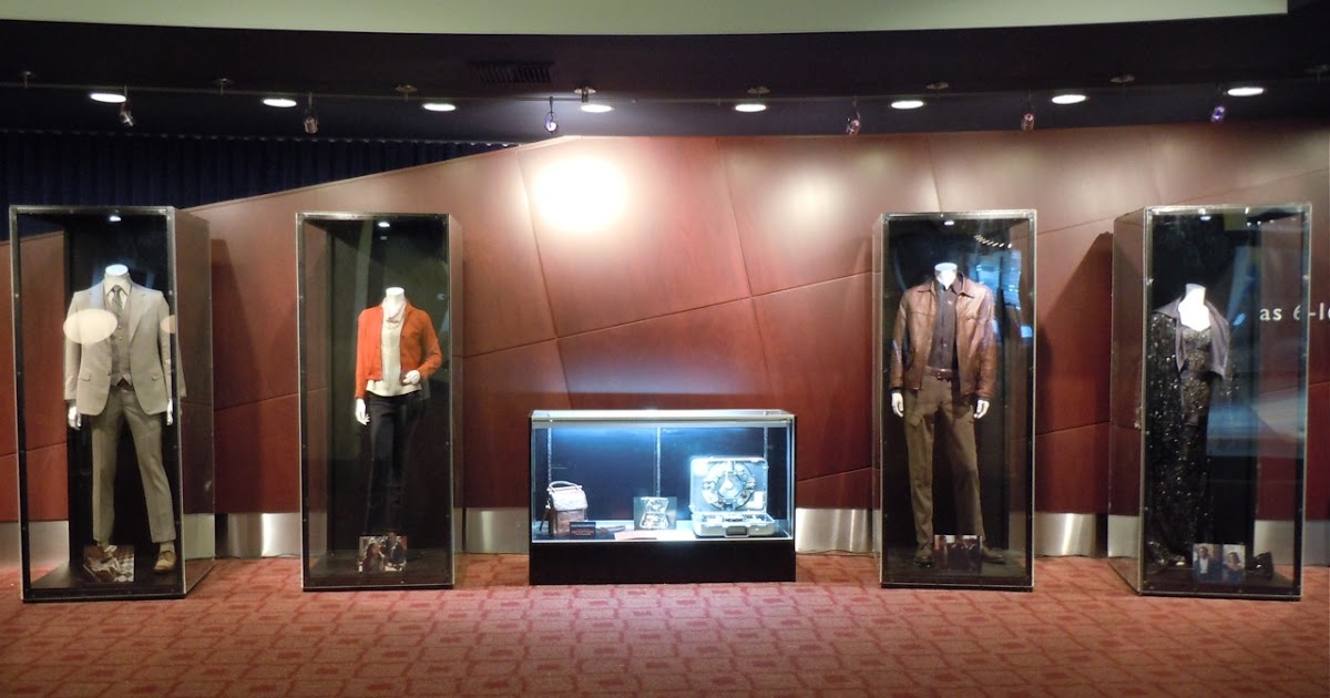 Ellen Page Inception Outfits