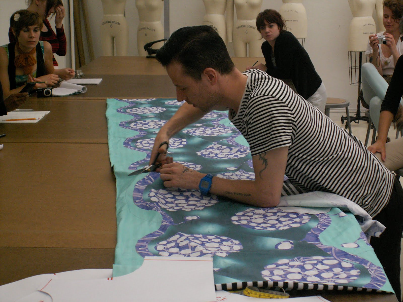 Timo Rissanen: Fashion Creation Without Fabric Waste Creation: Julian ...