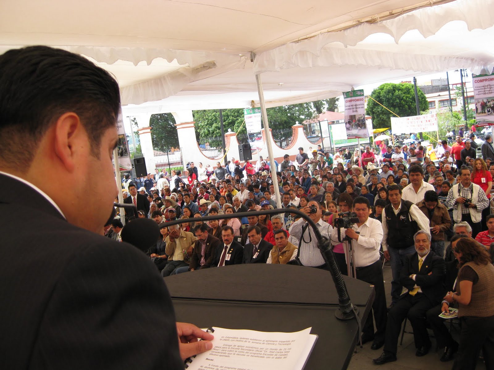 Jornada política Estado de México Z. O.: Rinde primer de Gobierno ...