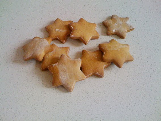 Glutenfreelovelee GINGERBREAD BISCUITS glutenfreelovelee-gingerbread-biscuits