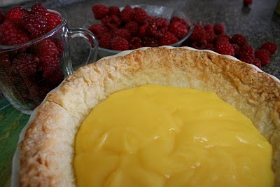 Mennonite Girls Can Cook: Raspberry Glaze for a Raspberry Custard Pie