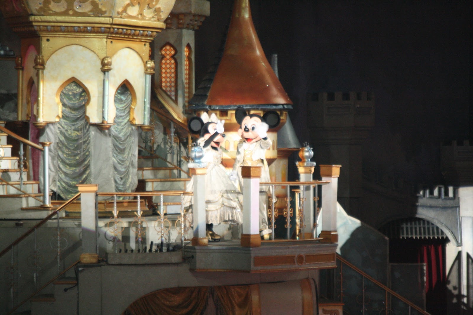 the Weed Family: Disney Princess On Ice