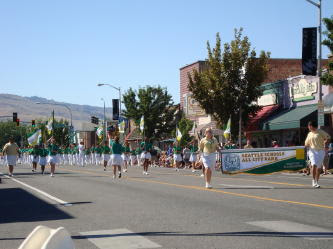 Highway Runner: OMAK STAMPEDE PARADE, OMAK, WA