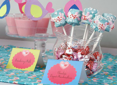 Whimsical Love Birds Valentines Photoshoot