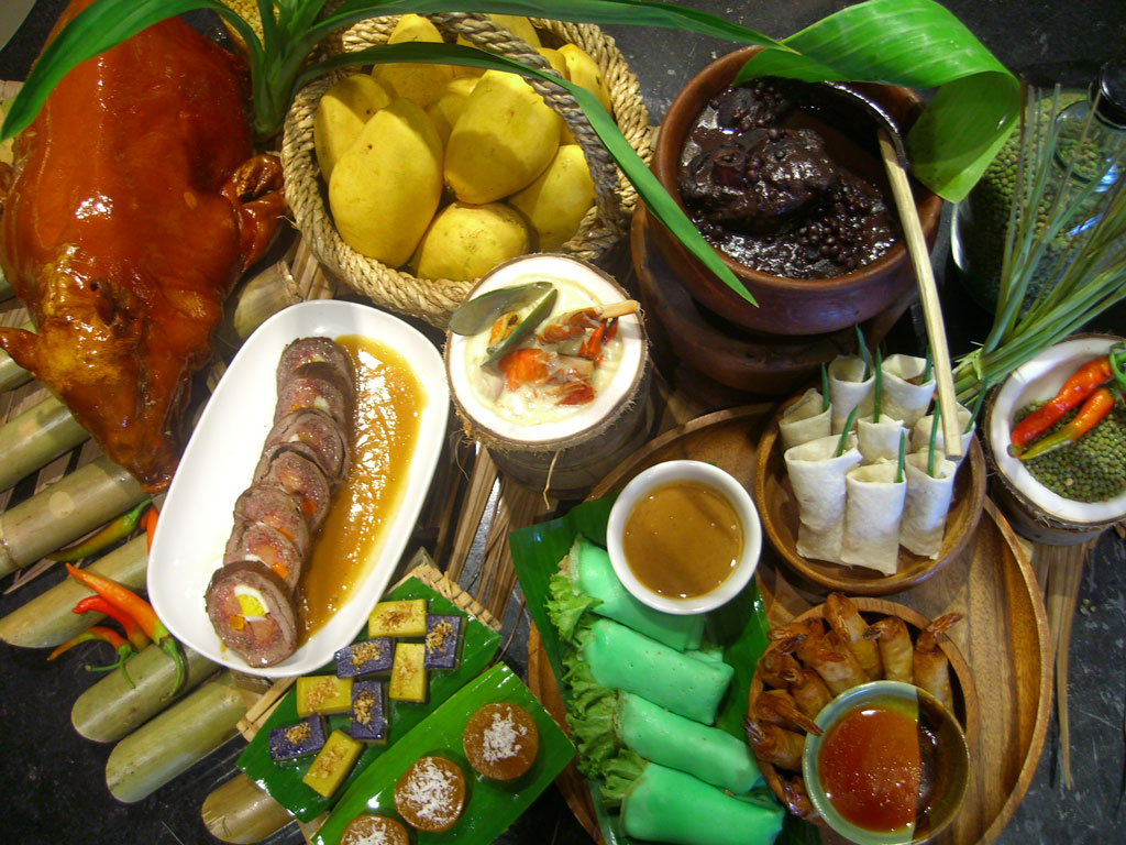 The Heritage Hotel Manila: FIESTA FILIPINIANA AT THE HERITAGE HOTEL MANILA