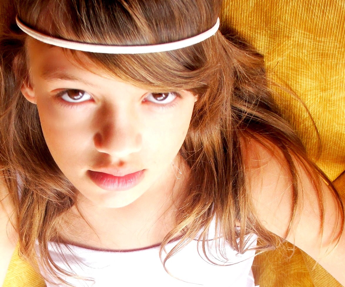 Castelo do Poeta: Porta-Retrato: Raika Tavares