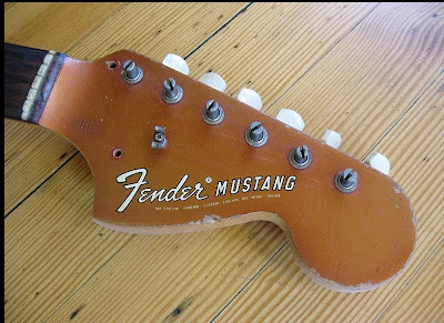 Fender Competition Mustang and Fender Swinger Guitars: Competition ...