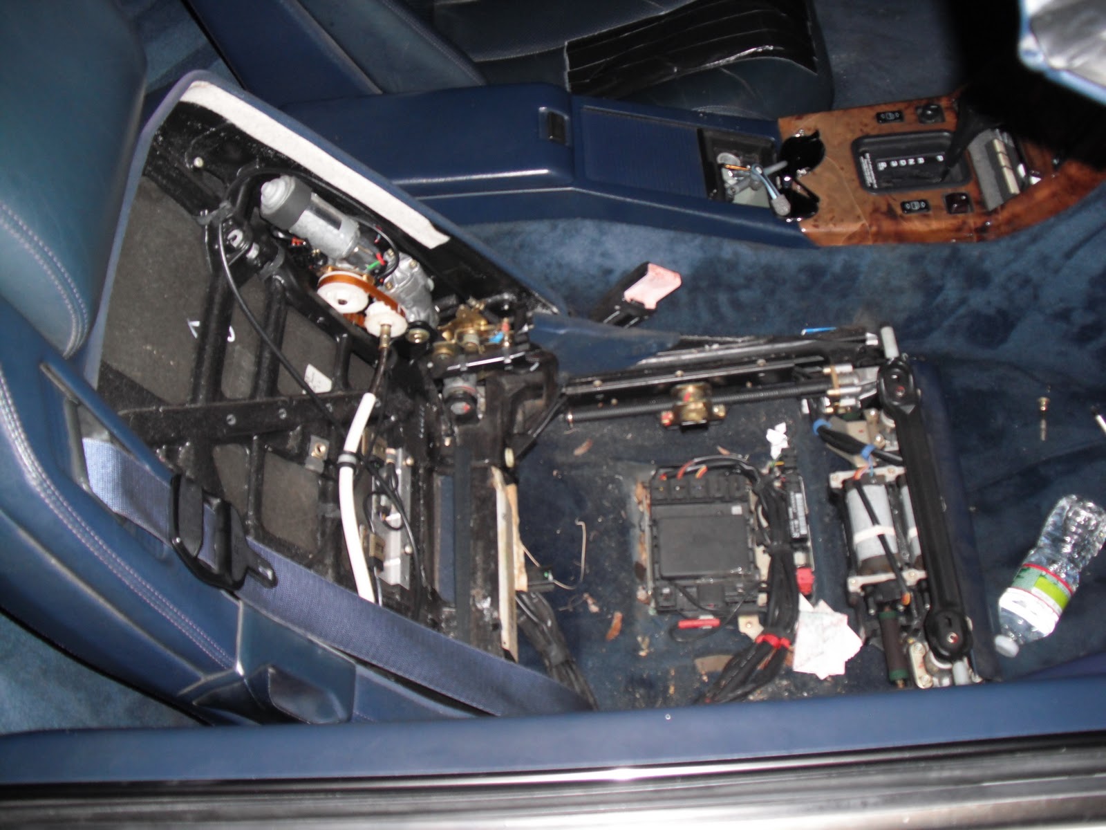 R129 Seat back panel removal | Mercedes-Benz Forum