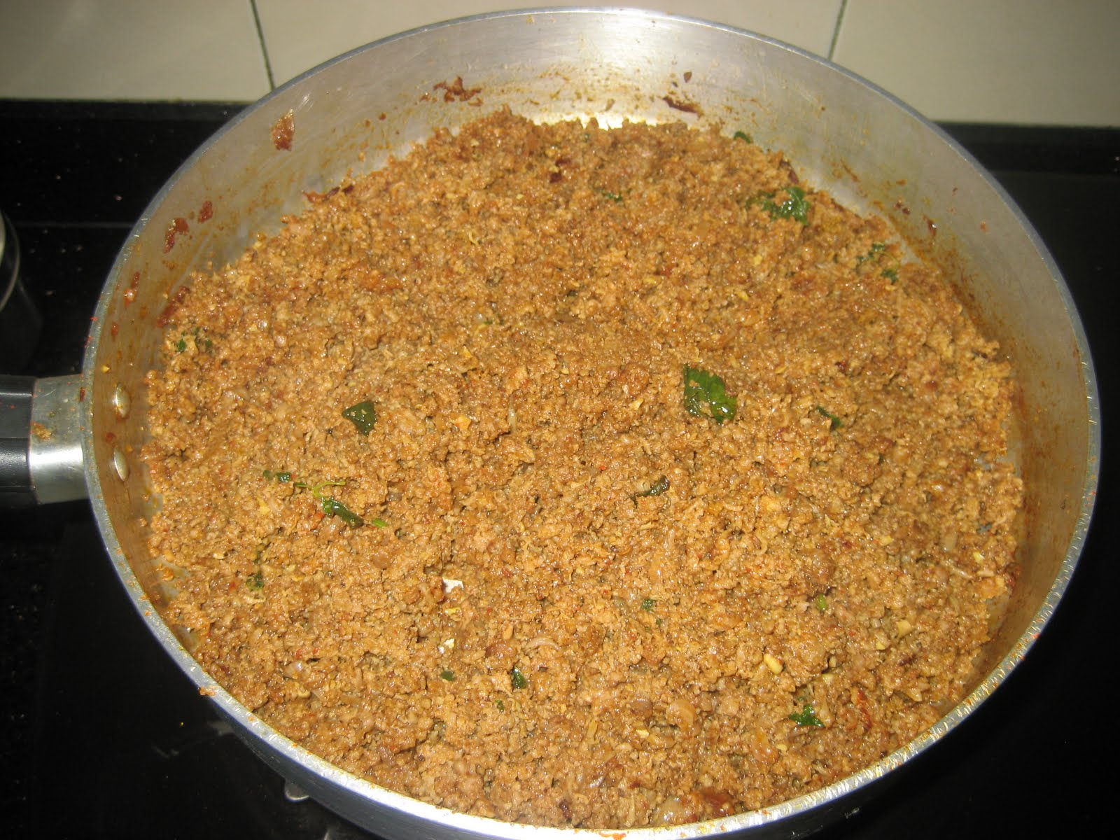 Shobha's Food Mazaa: KEEME MACRONI JI PUDDING (Keema Macaroni Bake)