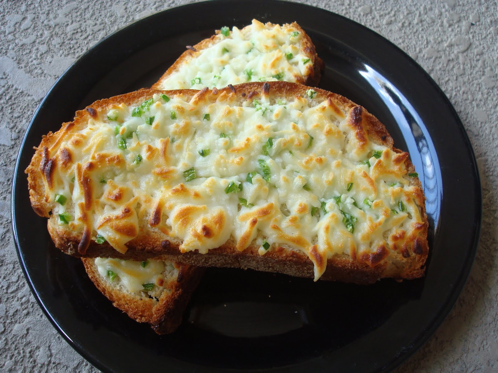 menu managed: Jalapeno Cheese Bread