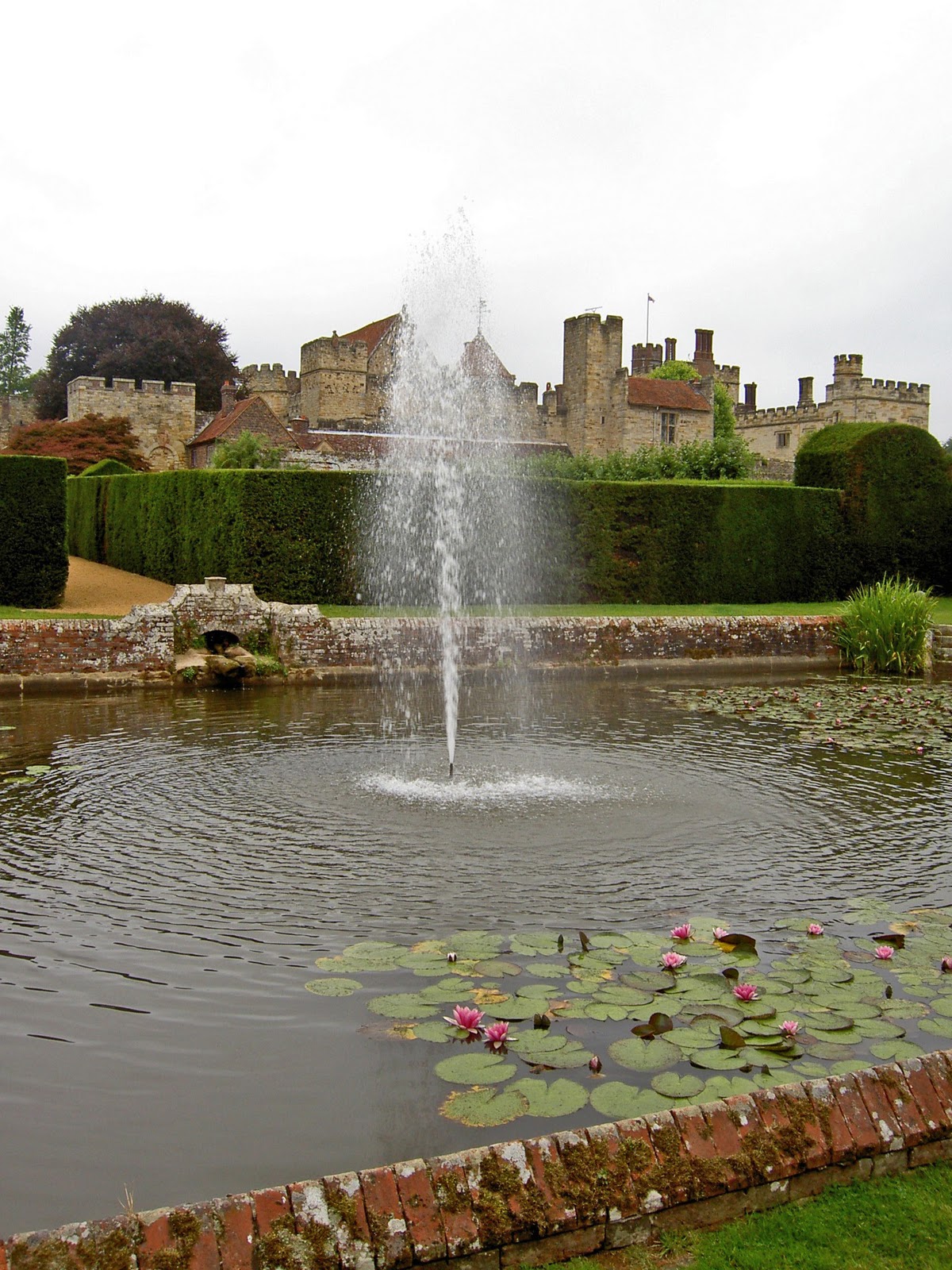 Pensive: Penshurst Place