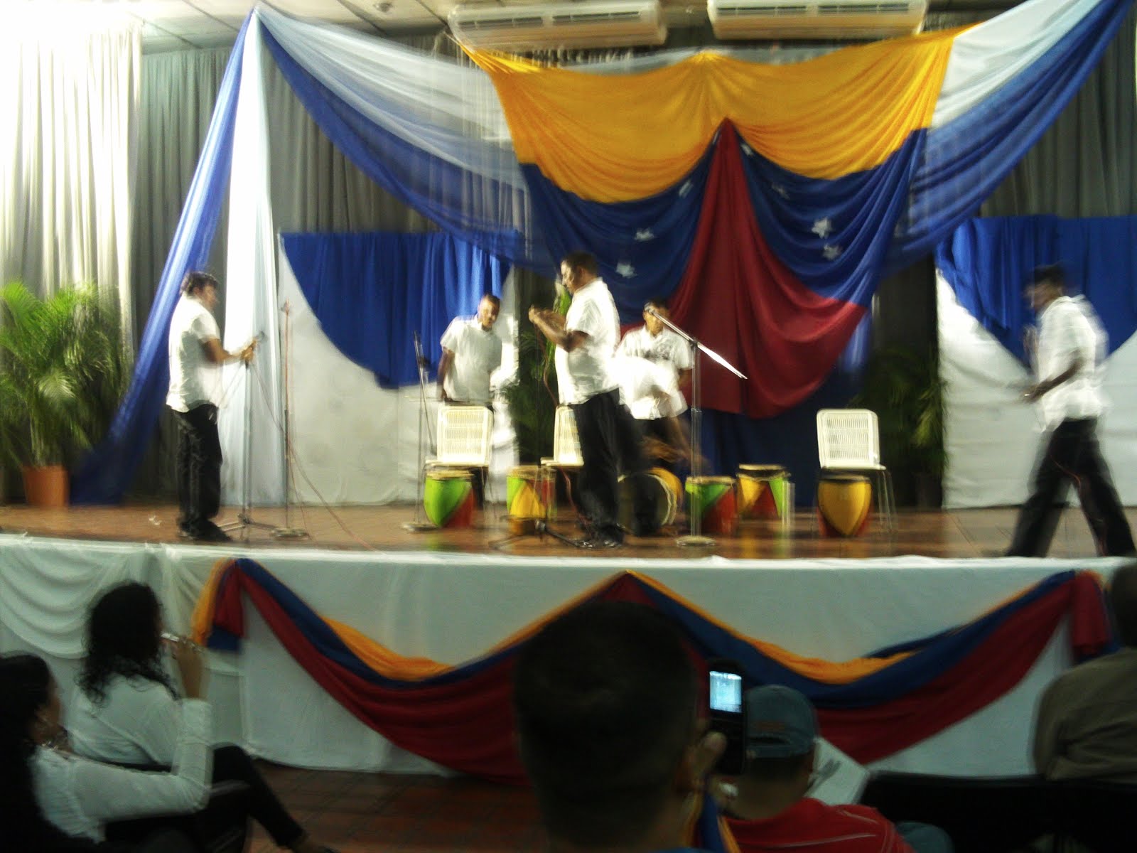 TAMBOR EXPERIMENTAL FULIA EN MOVIMIENTO: FULIA EN MOVIMIENTO