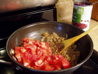 Sizzling Indian Recipes.....: Rajma & Aloo - Masaledaar Curry.