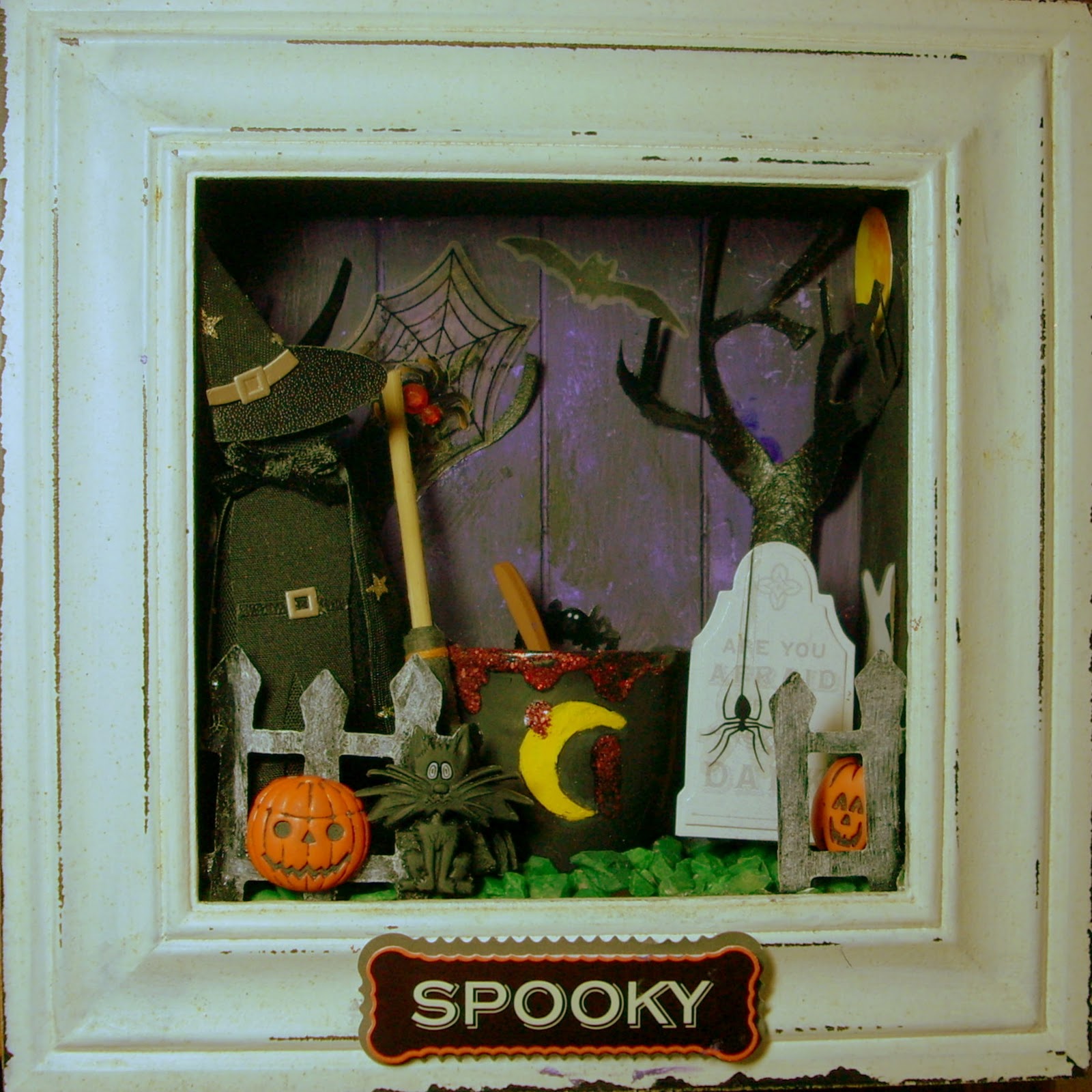 Scrapping with Sherry: Altered Spooky Frame