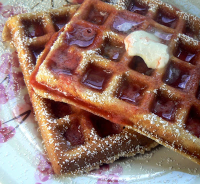 MIH Product Reviews & Giveaways: Alton Brown's Basic Waffles