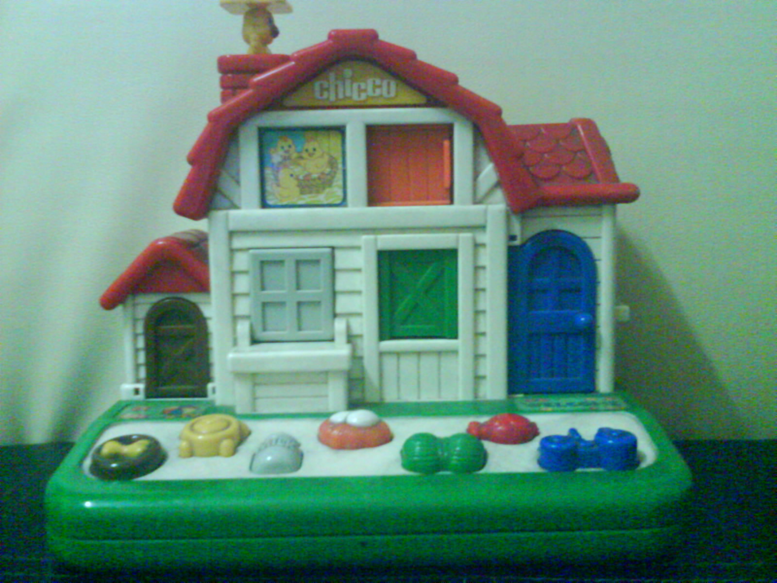 Qistina Store: Chicco Farm Toy