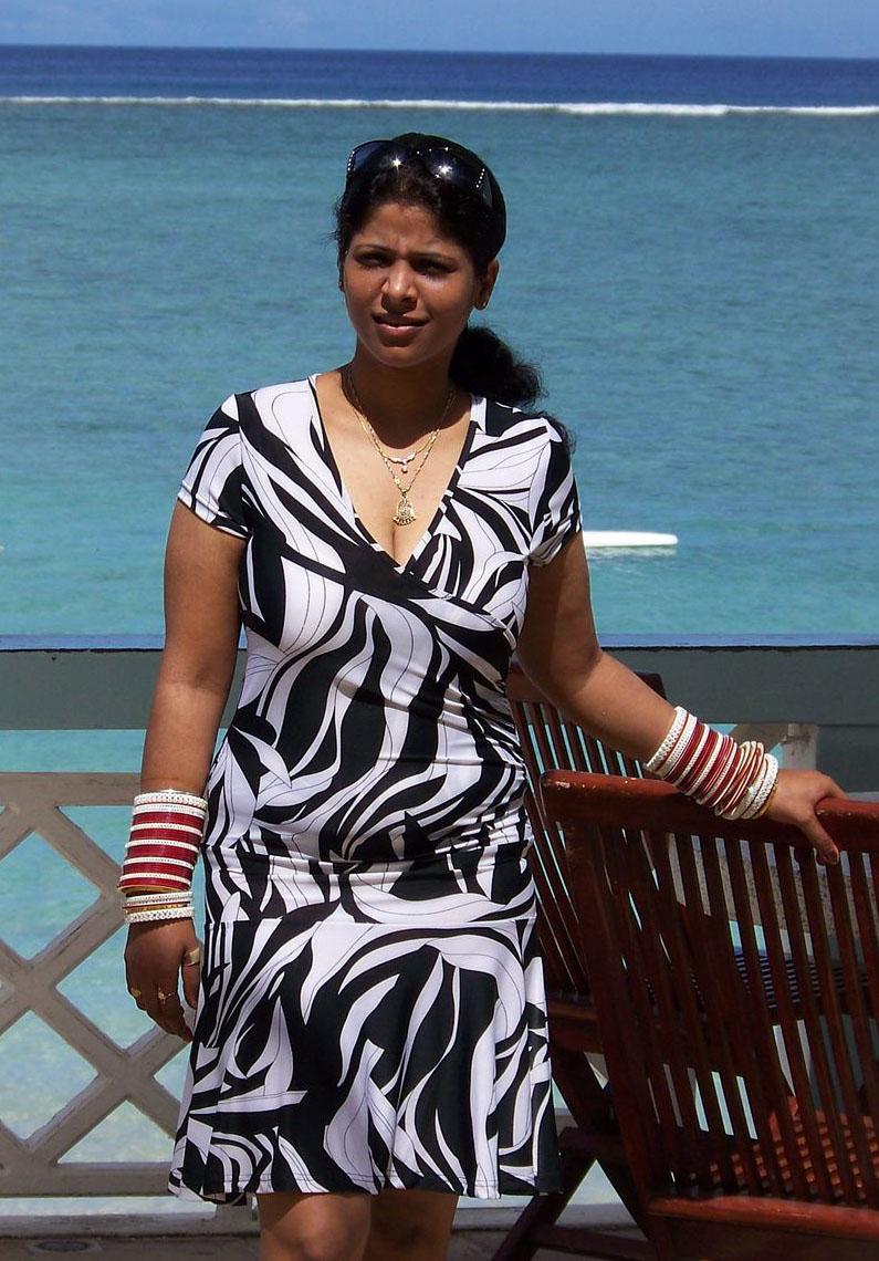 Pure Telugu Nri Cute Aunty