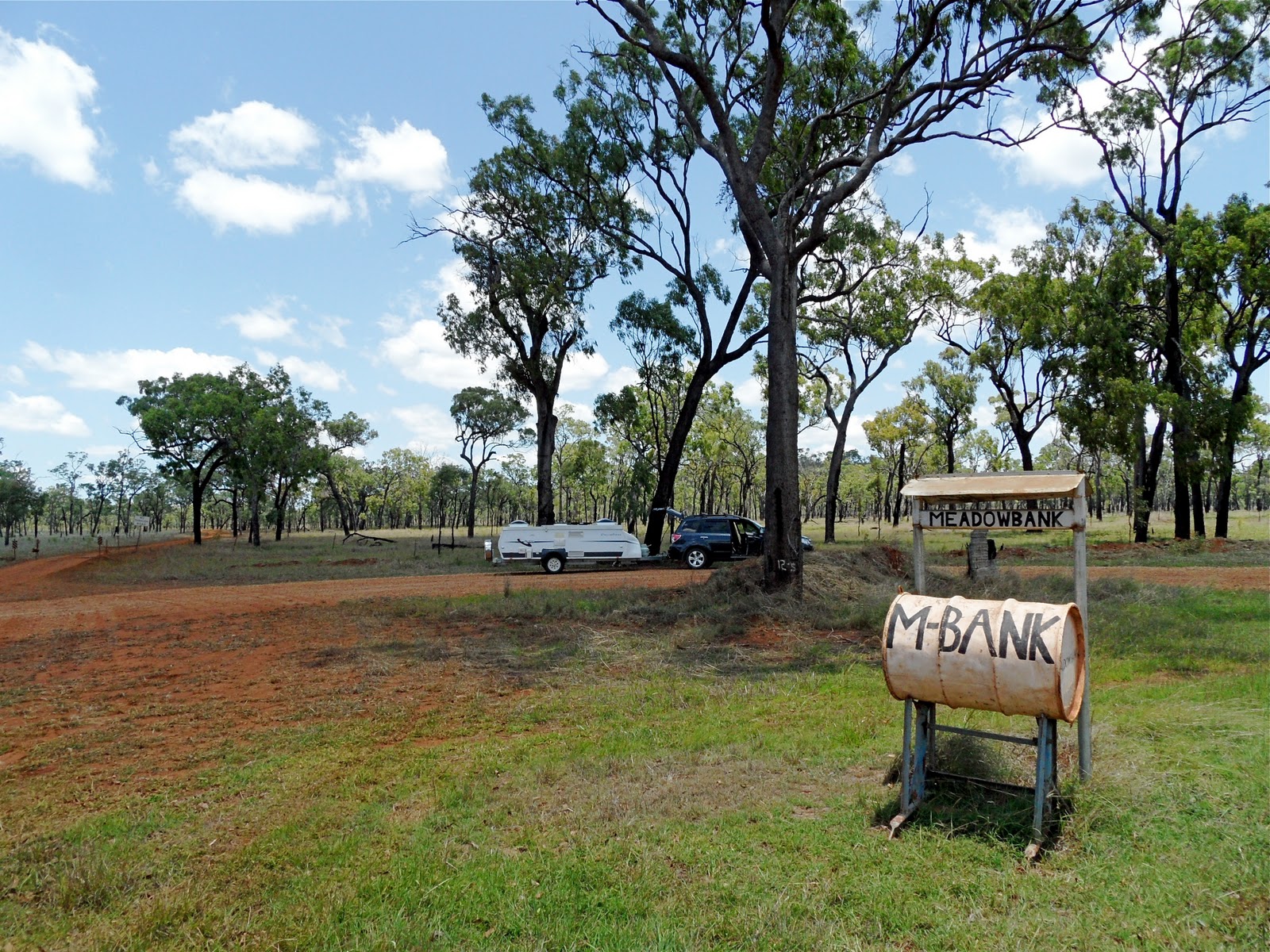 Avan Touring in Australia: Lynd Junction, Fletcher Creek, Belyando Crossing