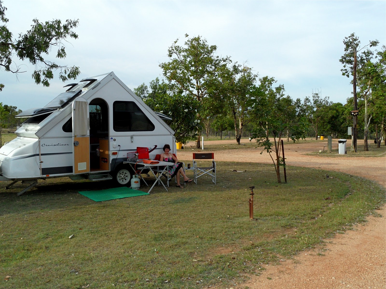 Avan Touring in Australia: Lynd Junction, Fletcher Creek, Belyando Crossing