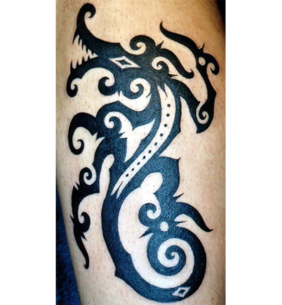 TATTOO RUMAH PANJAI: ANTARA UKIR PANTANG (TATTOO)