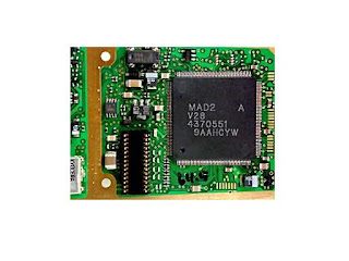 How Cell Phones Work: Inside a Digital Cell Phone