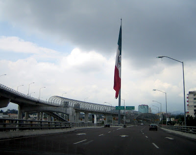 La Galería: Segundo piso del Periférico