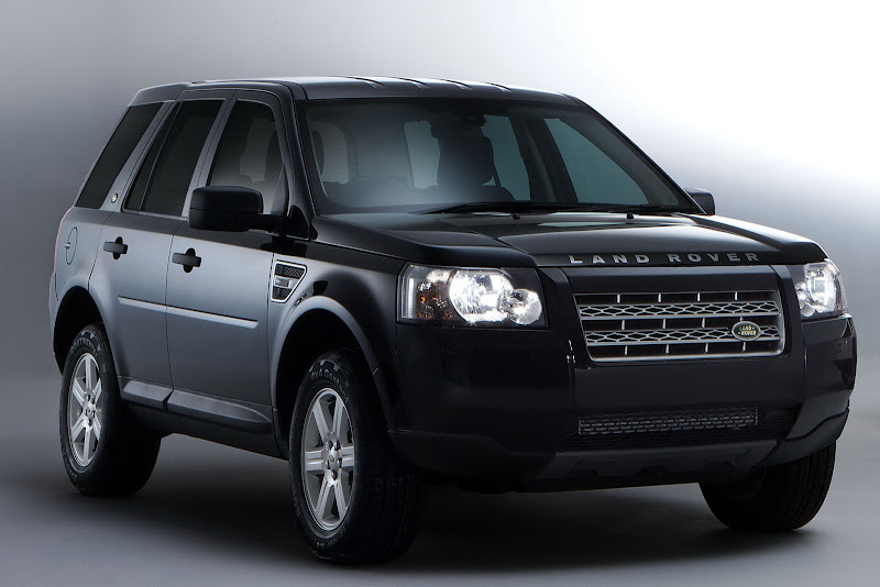 Sports Car Modification: New Land Rover Freelander 2 White and Black
