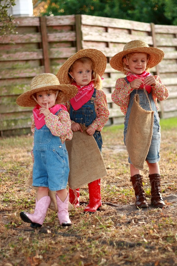 Life:Styled: Halloween 2010 - The Farmer's Daughters