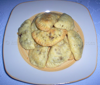 Trinidad Beef Pie (Pastry) | Simply Trini Cooking