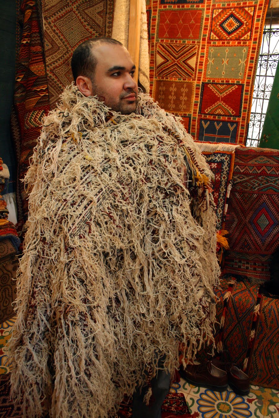 THE VIEW FROM FEZ: Hendiras: Beginners Guide to Moroccan Carpets #3