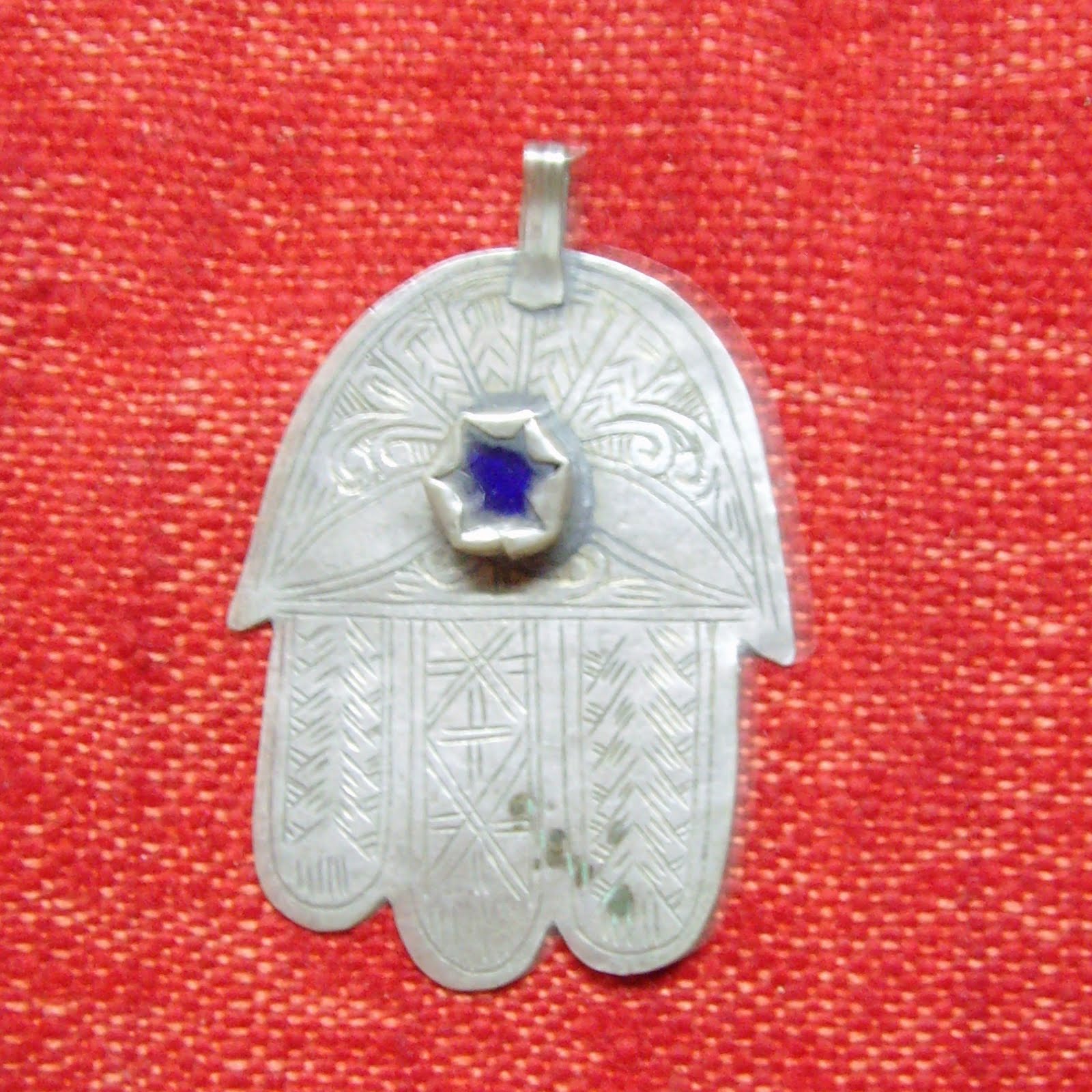 THE VIEW FROM FEZ: Hand of Fatima - a buyer's guide