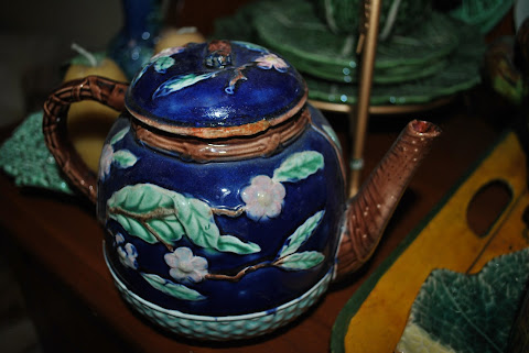 CHEAP TRICKS: Lapping up Staffordshire Pottery