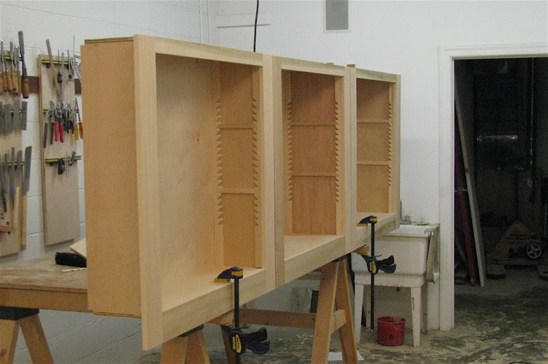 How To Make Sawtooth Shelf Supports at Ryder Small blog