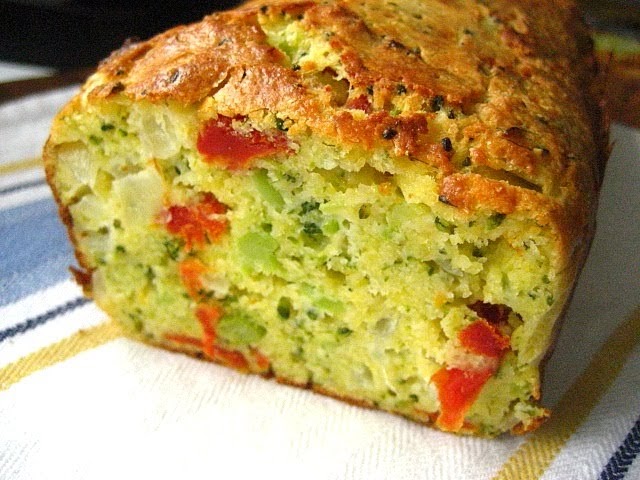 Broccoli & Sundried Tomato Corn Bread