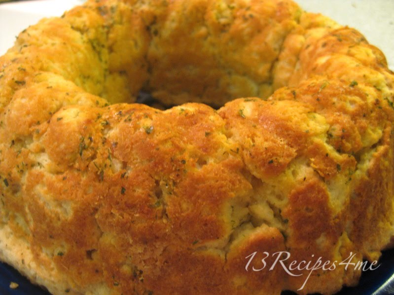 Recipes4Me: Fancy Garlic Bread