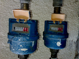ESTANA COURT: Water Works 13 - Water sub meter readings