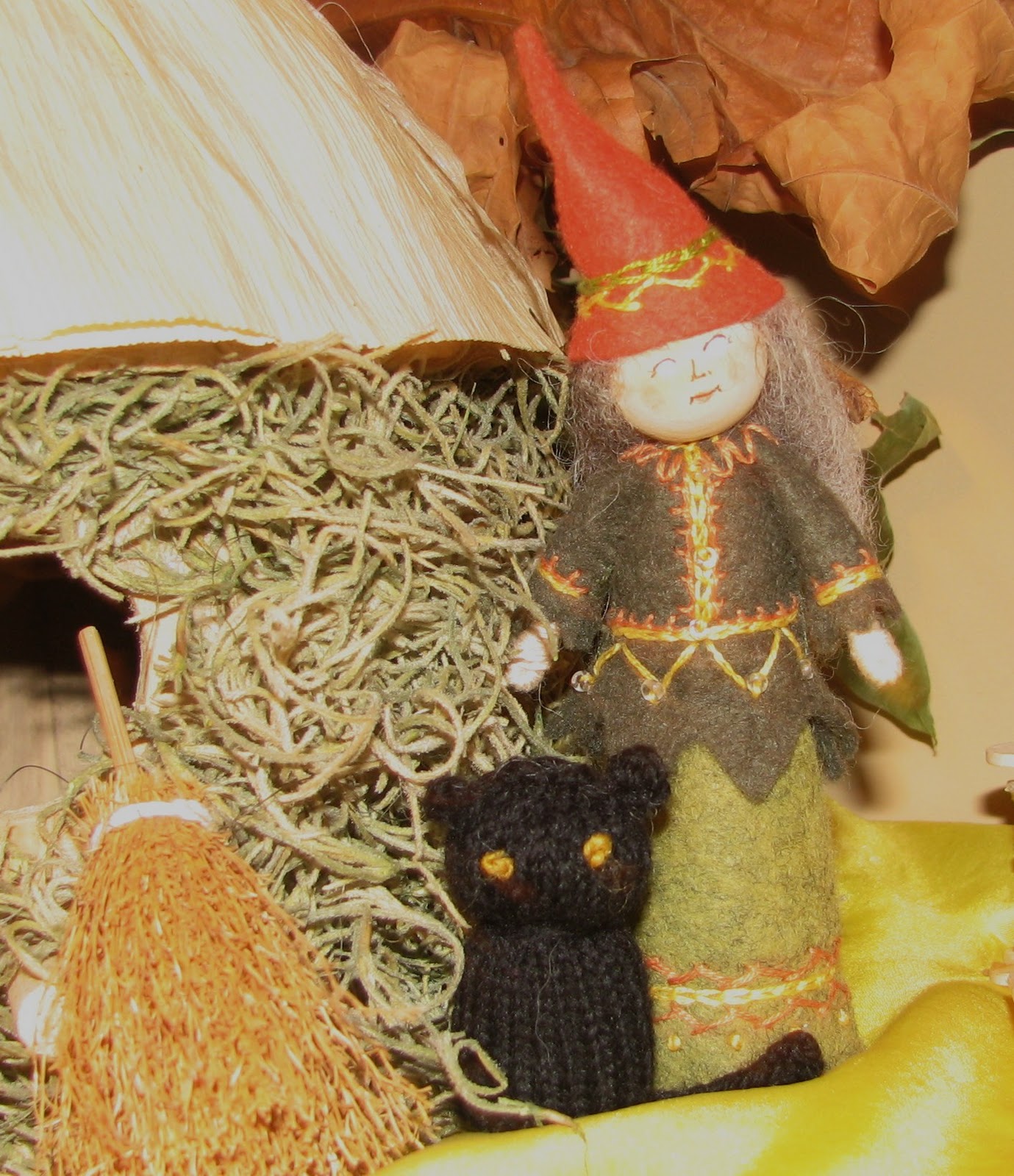 The Handmade Homemaker: Knitted Cat Pattern