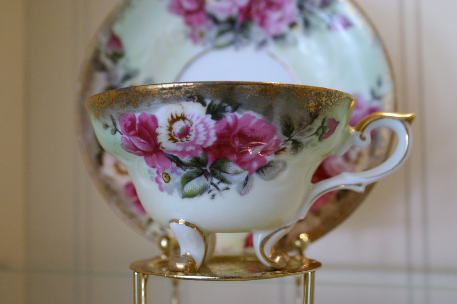 Home is Where the Heart is: ~3 Legged Tea Cups Part One~